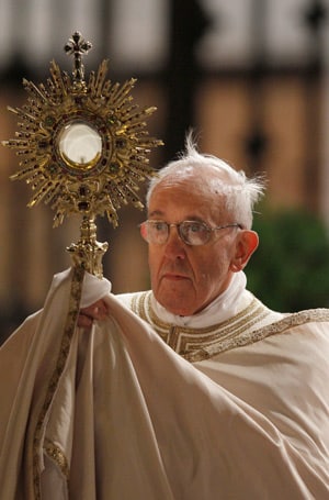 [Video] Is Eucharistic Benediction with the Pope More Powerful ...